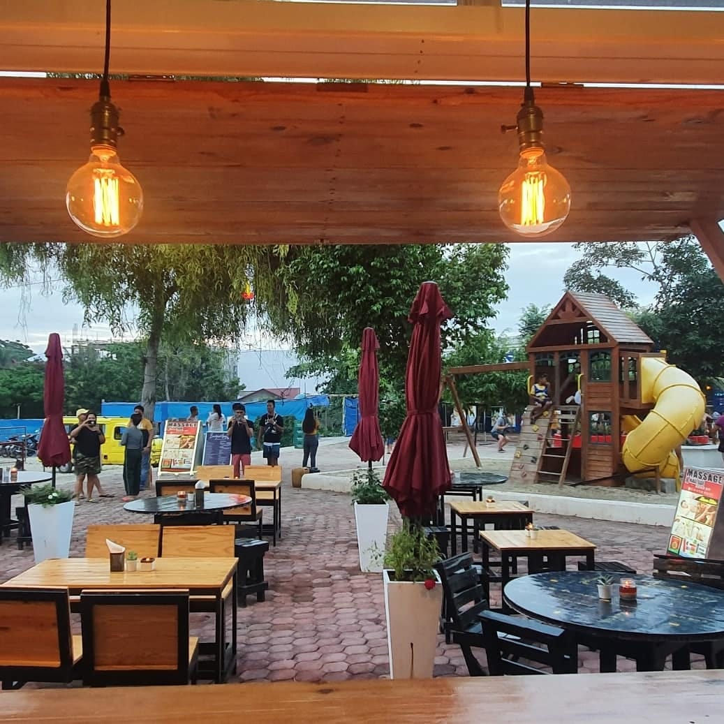 Bougainvillea Spanish Restaurant – Bohol Local